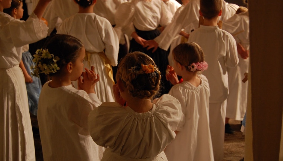 The First Holy Communion ceremony season in Poland – the evolution of ...