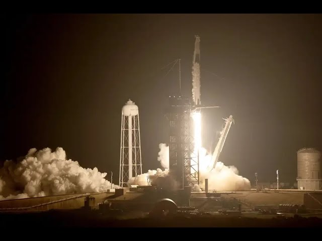SpaceX Dragon Capsule delivers latest crew to International Space ...