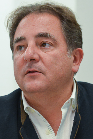 Robert Makłowicz to Voice Krakow's Public Transport Stops