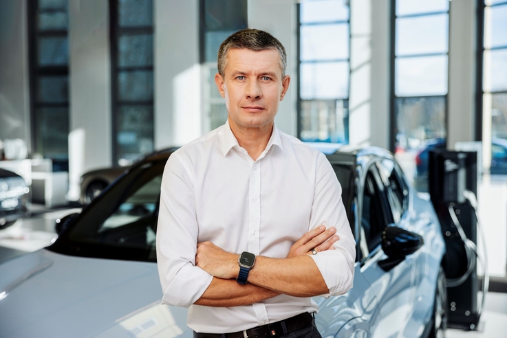 Polish Executive Makes Historic Move at Volvo: Arek Nowiński Appointed ...