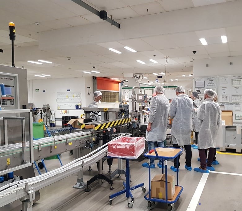 Oriflame to Close Its Polish Factory: What’s Behind the Decision?
